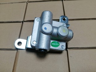 适用于Hilux VIGO 刹车分配阀 刹车比例阀 31490-0K010 31490-阿里巴巴