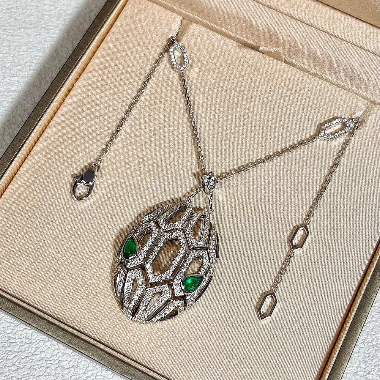 宝家s925纯银蛇项链灵蛇蛇骨蛇头高版CNC精工厚镀镶钻高碳钻-阿里巴巴