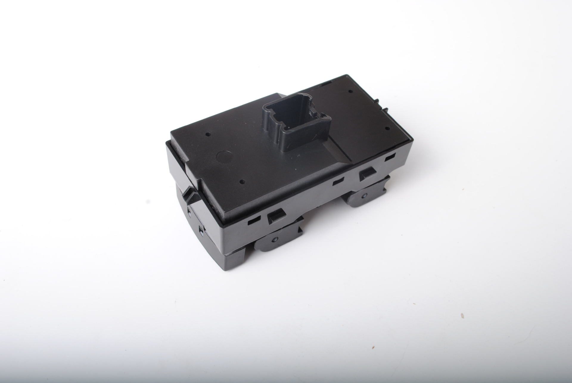 适用于雪佛兰科鲁兹玻璃升降器开关 产品零件OE：13305373-阿里巴巴