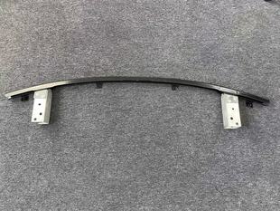 适用于阿尔法 罗密欧 朱丽叶 后杠骨架防撞梁 OE号50532060-阿里巴巴