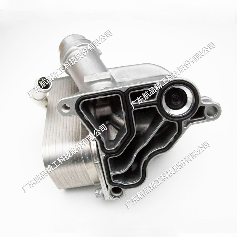 适用于宝马X3 X4 F25 F26机油滤清器总成11427516383 11428637812-阿里巴巴