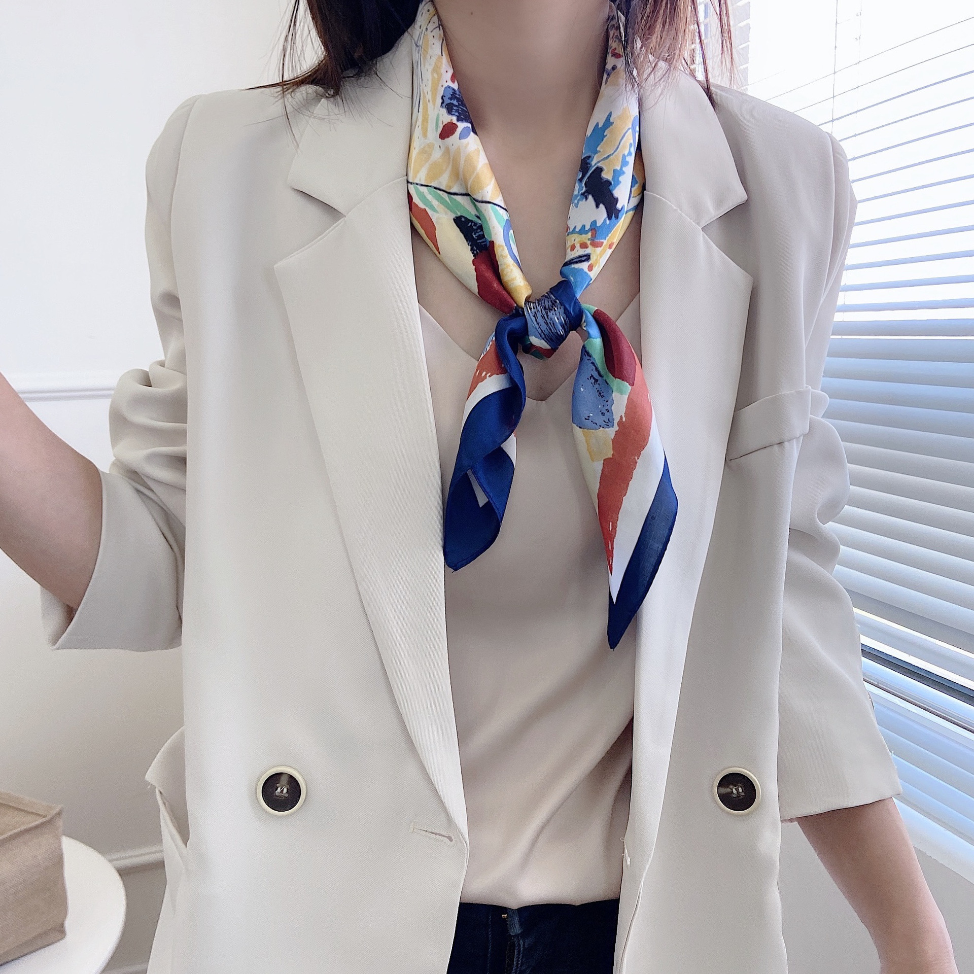 丝巾女春秋新款韩版搭配洋气西装衬衫小方巾护颈头巾发带装饰领巾-阿里巴巴