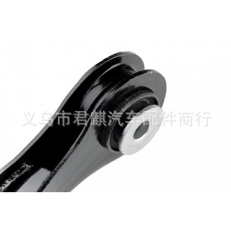 适用于吉普Jeep大切诺基WK摆臂胶套 上摆臂胶套68046195AF-阿里巴巴