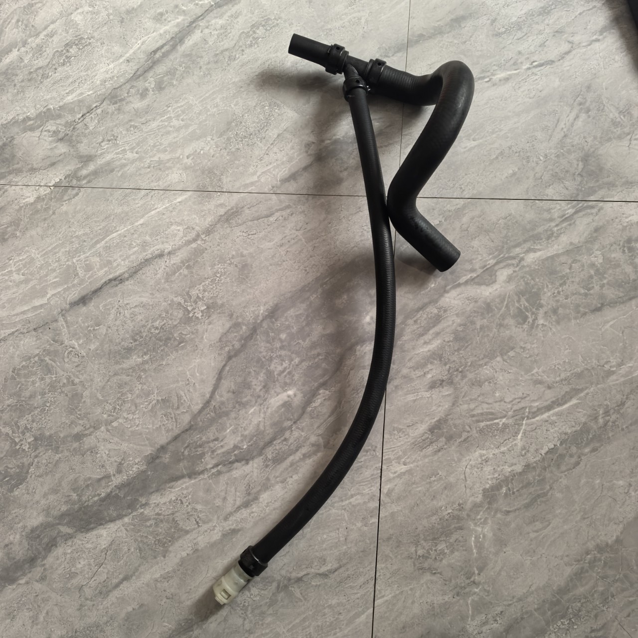 适用于吉普指南者自由客水箱上水管5058492AE 5058492AD-阿里巴巴