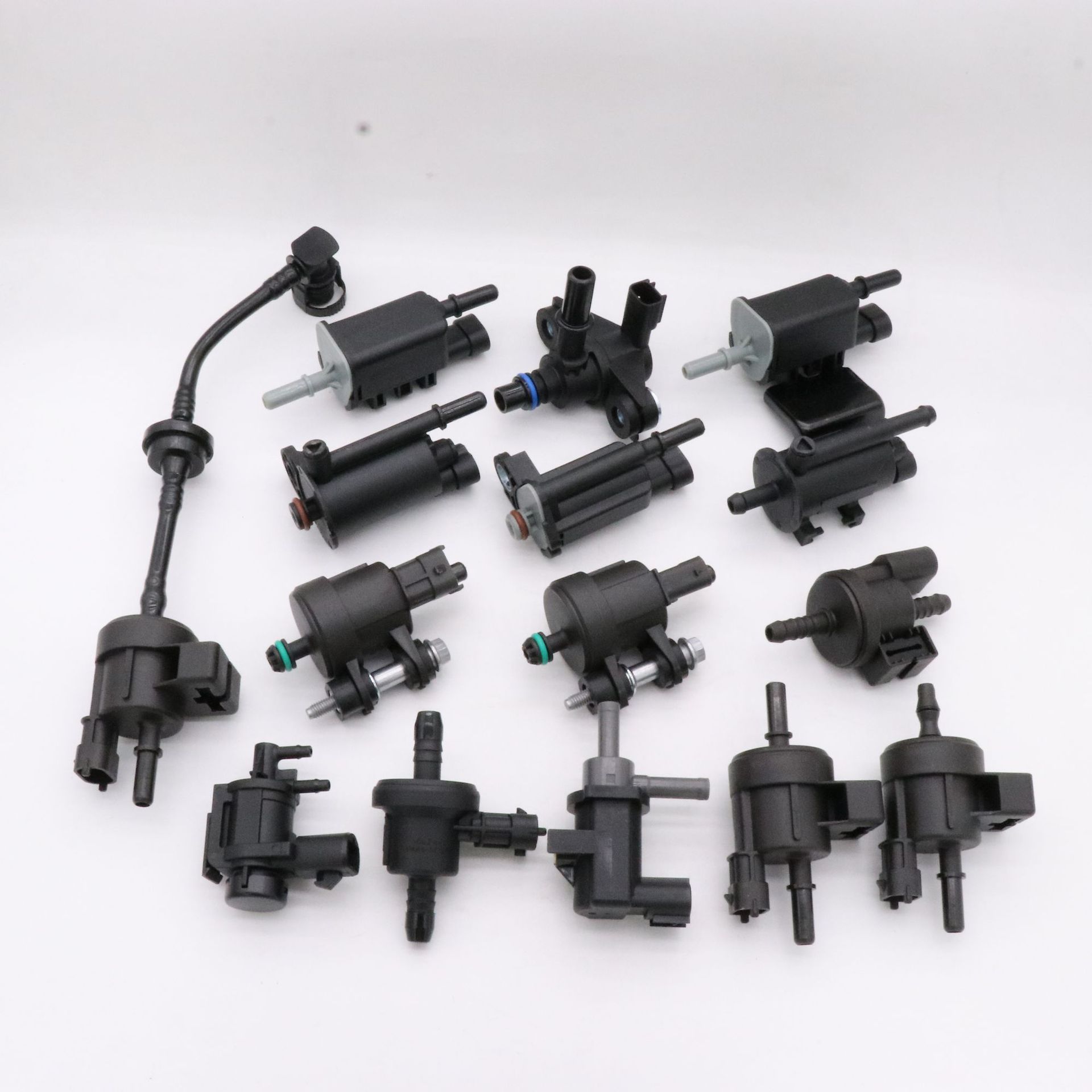 8-98116260-0 8981162600适用于五十铃碳罐电磁阀-阿里巴巴