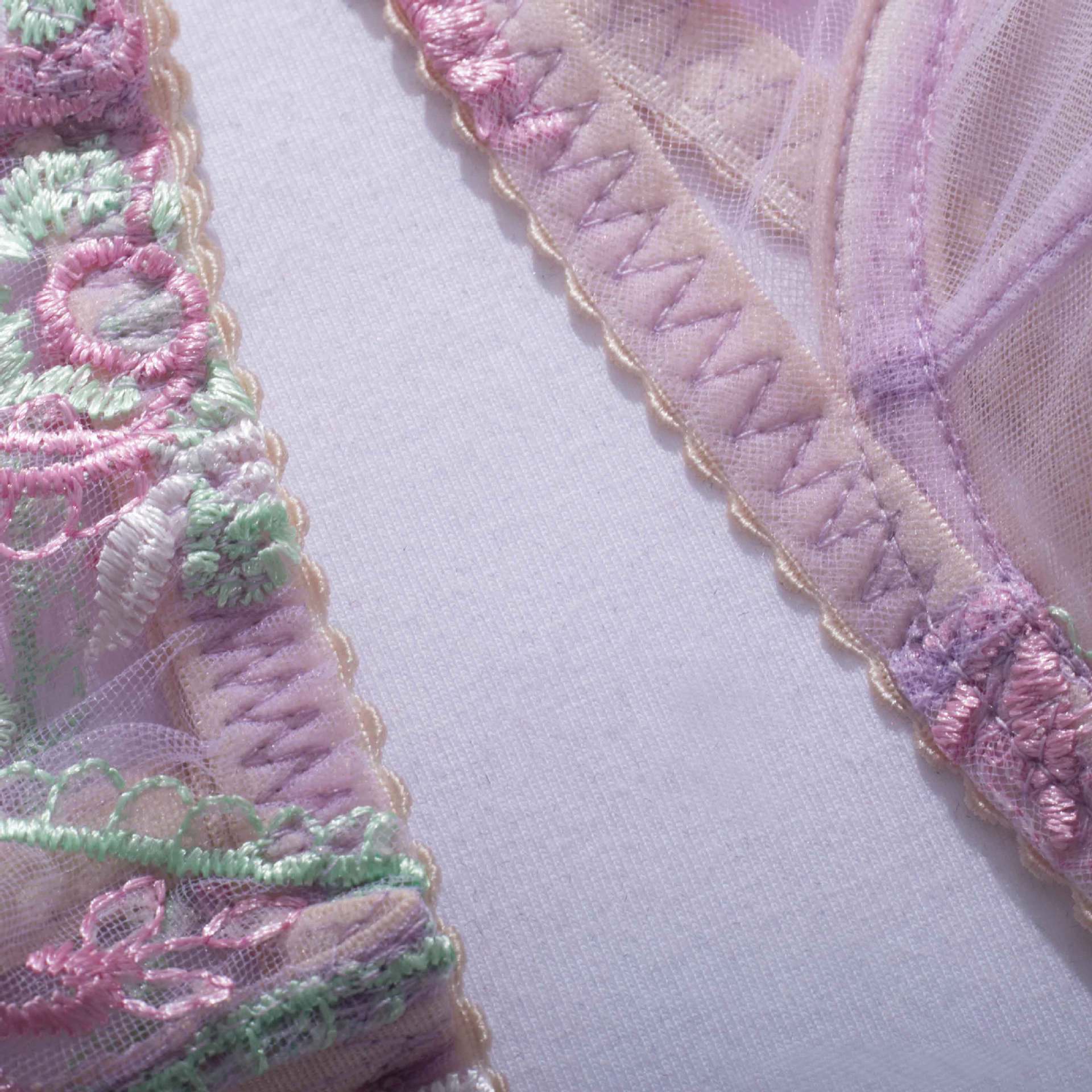 露莎春夏季欧美外贸性感内衣吊袜刺绣聚拢网纱塑身分体套装LS1407-阿里巴巴