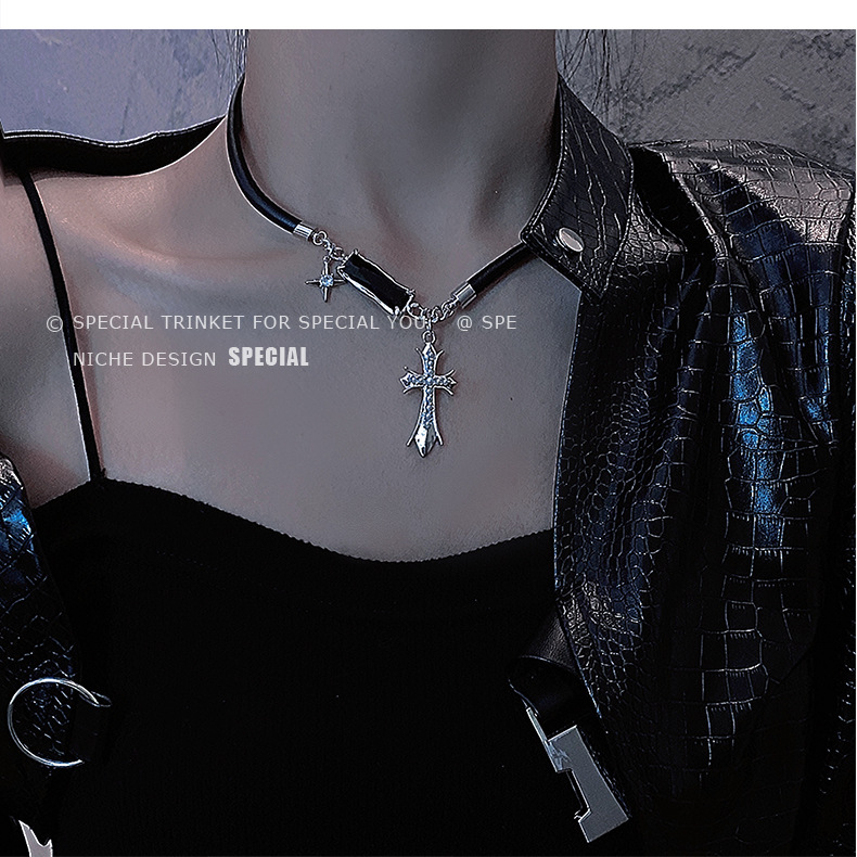 甜酷辣妹~SPECIAL十字架项圈项链女choker小众轻奢高级感皮质颈链-阿里巴巴