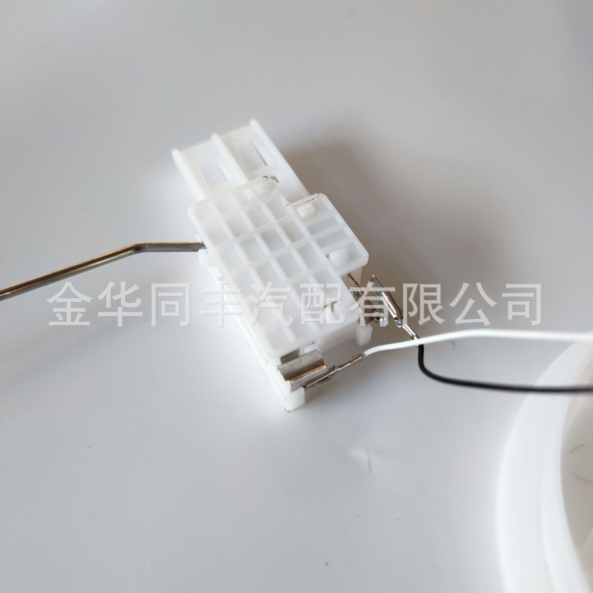 适用日产燃油泵顶盖油泵上盖油箱浮子25060-8H31B厂价直销油泵、-阿里巴巴