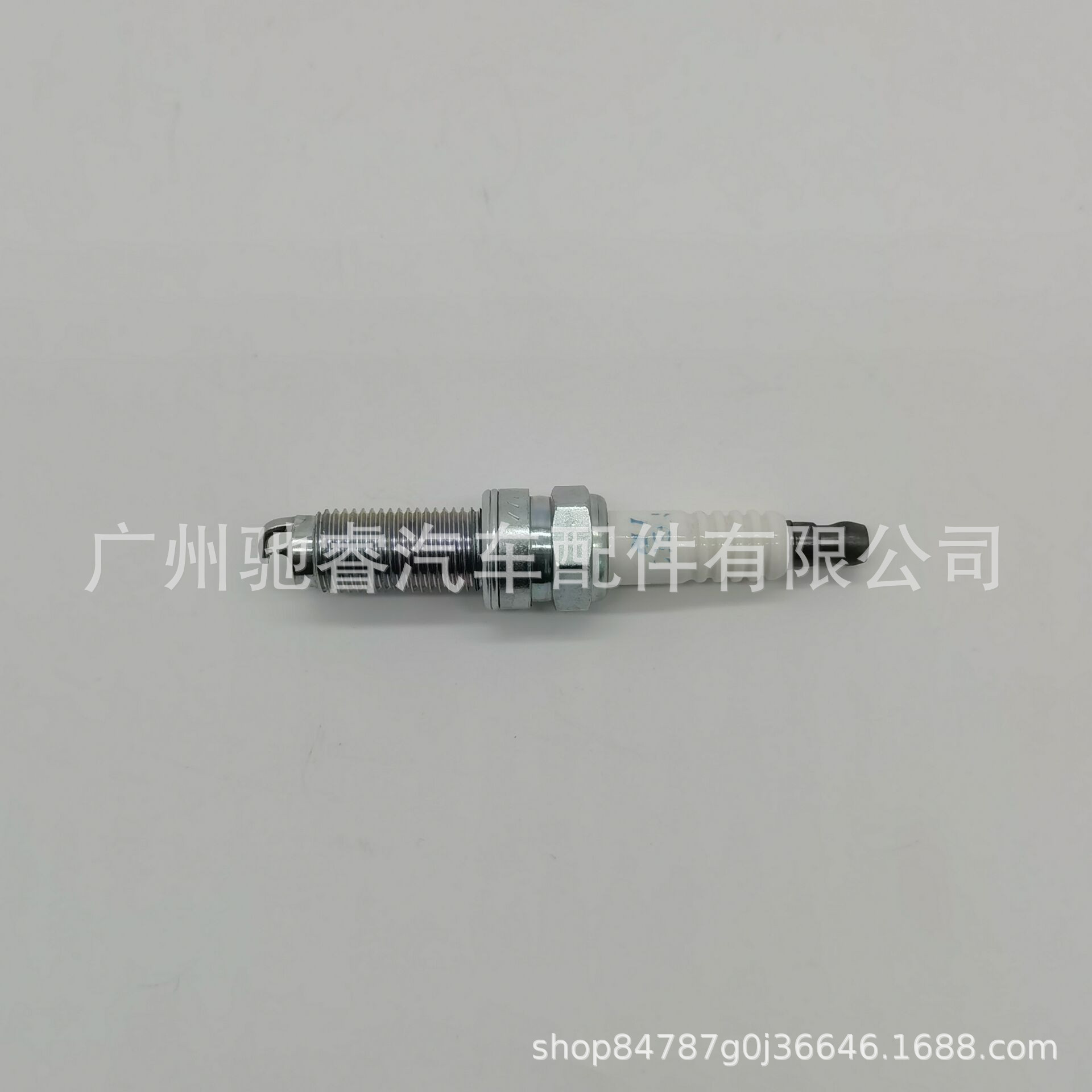 1822A088适用于三菱劲炫戈蓝翼神帕杰罗火咀铱金火花塞DILKR6D11G-阿里巴巴