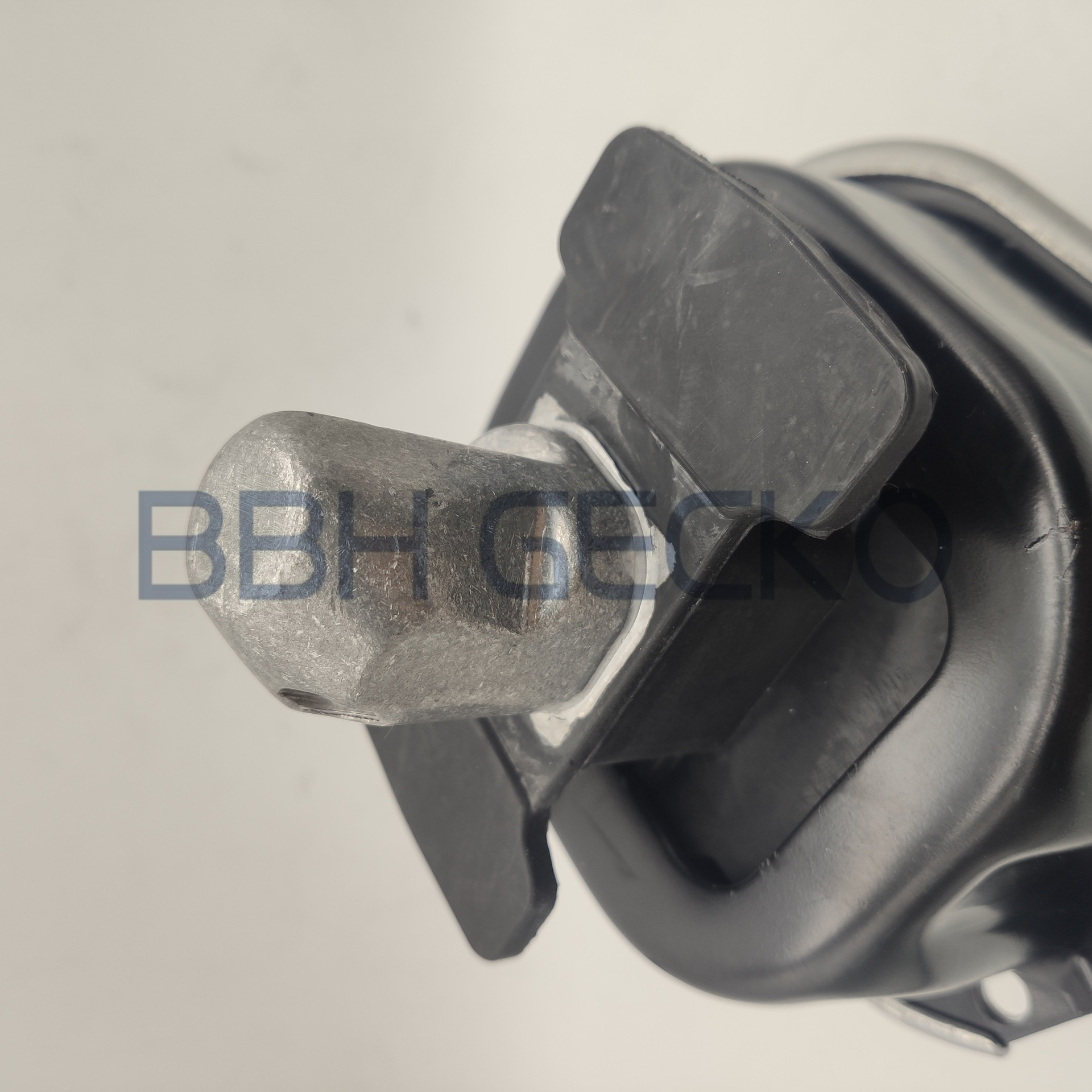 适用于宝马X5 X6 F15 F16 发动机机脚胶 波箱胶 22116853104-阿里巴巴