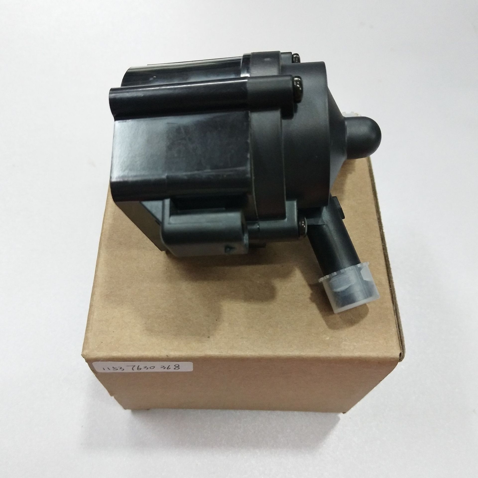 现货 适用于宝马迷你R55 发电机冷却电子辅助水泵总成11537630368-阿里巴巴