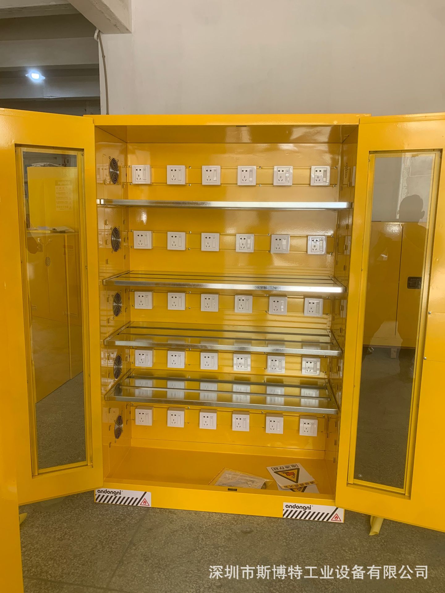 锂电池充电柜子电动车电池防爆柜滑板车电池充电柜家用充电柜-阿里巴巴