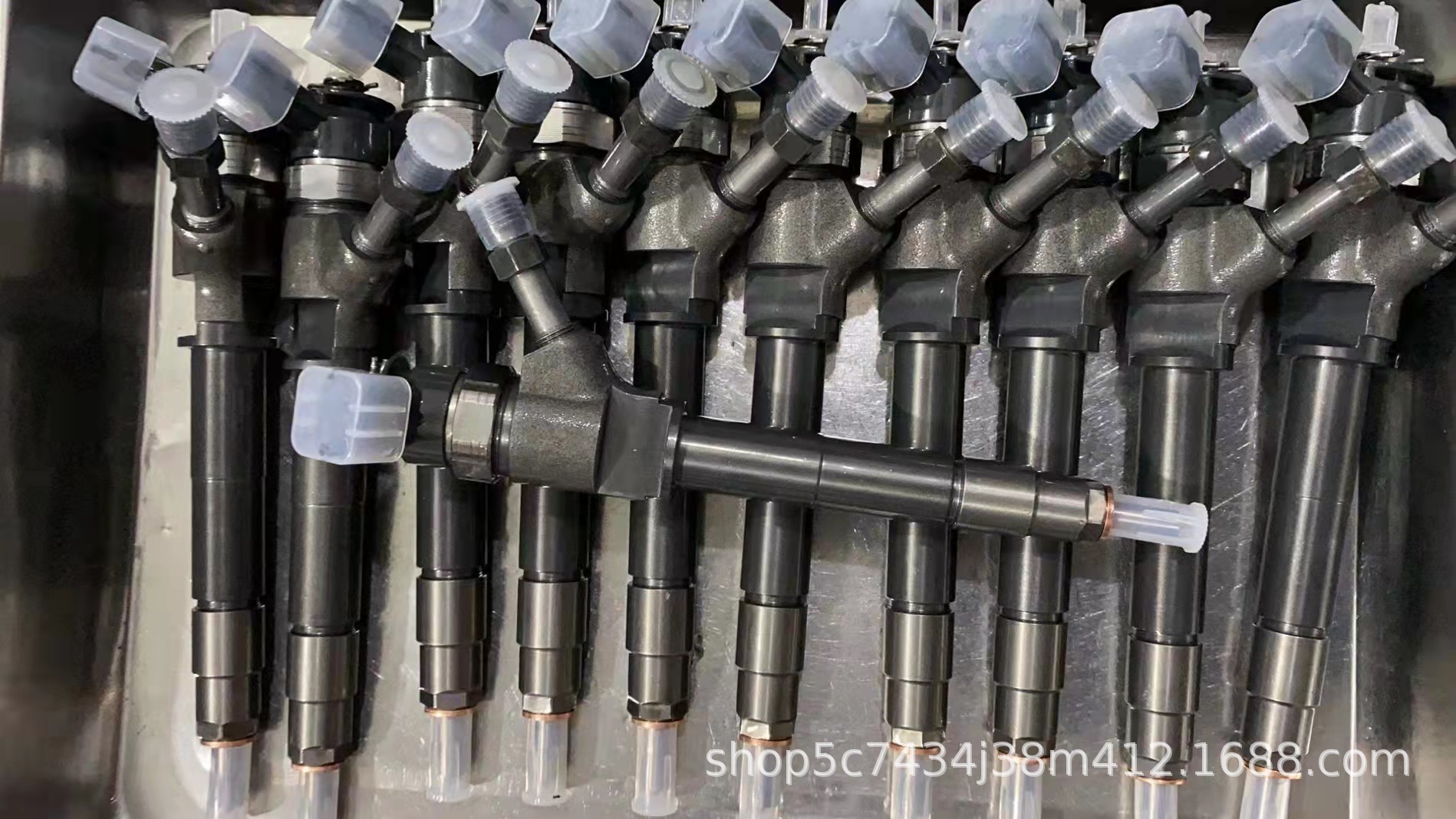 厂家供应 13517847204 0261520255 适用于宝马汽车全新高压燃油泵-阿里巴巴