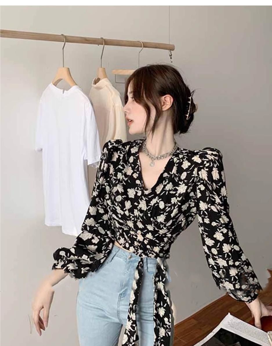 设计感小众系带交叉V领碎花早秋外穿长袖短款上衣ins温柔纯欲风-阿里巴巴