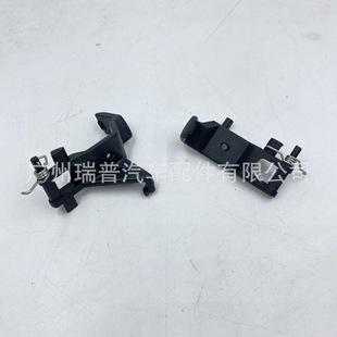 适用于梅赛德斯W/X166 W292 C292 中控台扶手右侧锁夹1666804103-阿里巴巴
