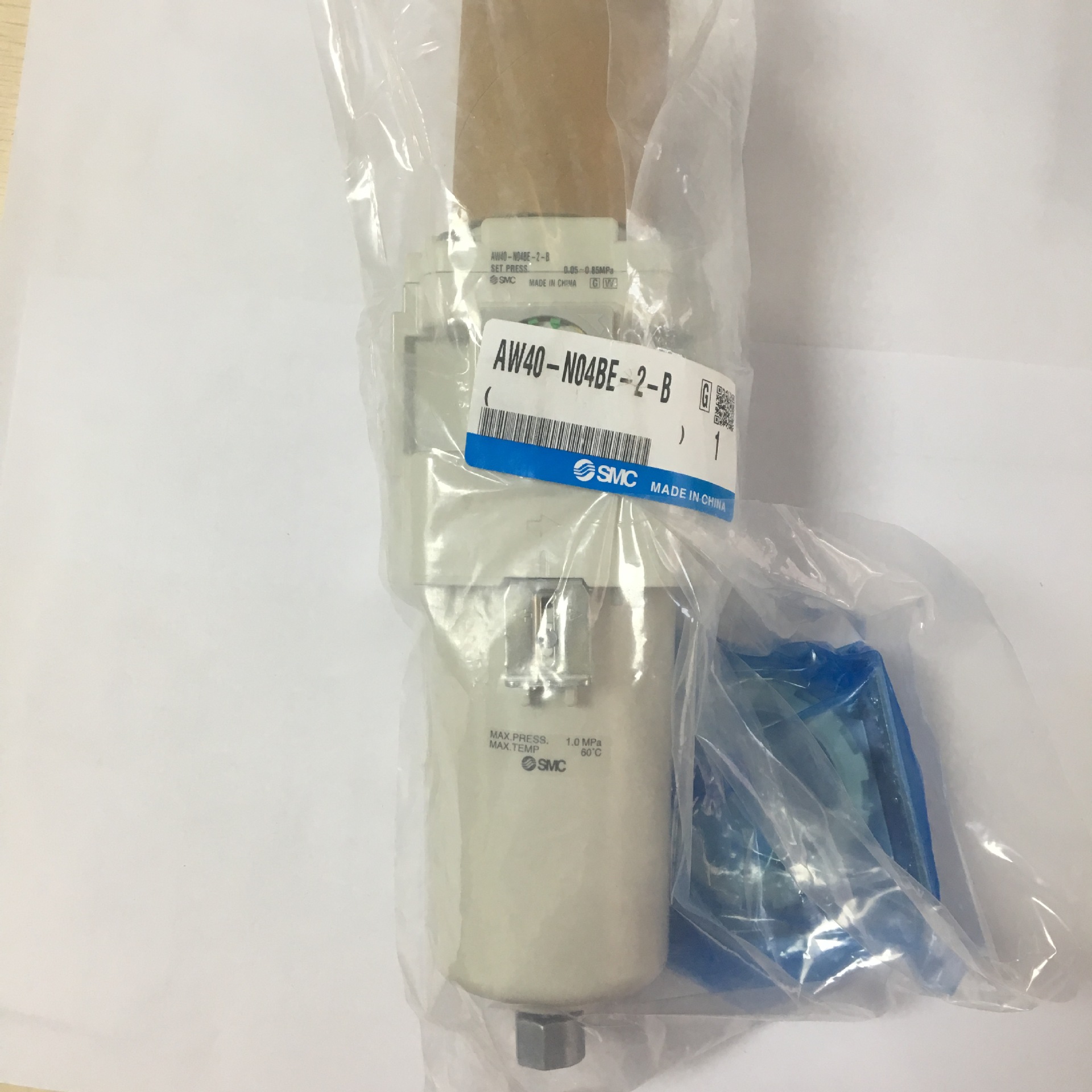 日本SMC原装正品过滤减压阀AW40-04-A AW40-04B-A AW40-04G-A-阿里巴巴