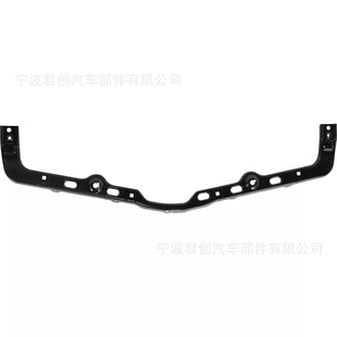适用雪佛兰探界者18-21保险杠固定器前上支架84129794 GM1041146-阿里巴巴