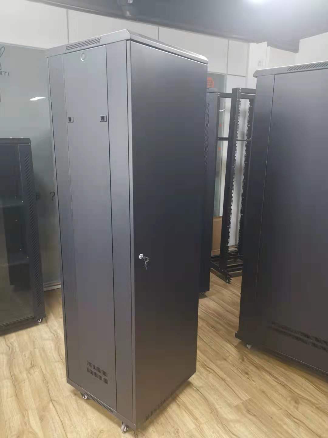 宁波美度网络机柜 宁波工厂 42u玻璃门19寸标准服务器机柜2米机柜-阿里巴巴