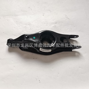 适用于克莱斯勒Chrysler300C后下悬挂 后下摆臂 68229216AA/4782-阿里巴巴