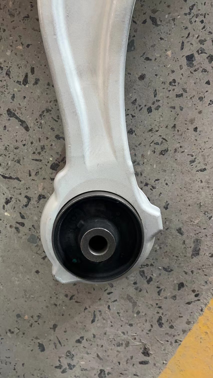 适用尼桑君爵E52专用下摆臂总成54501-1JB0A 54500-1JB0A-阿里巴巴