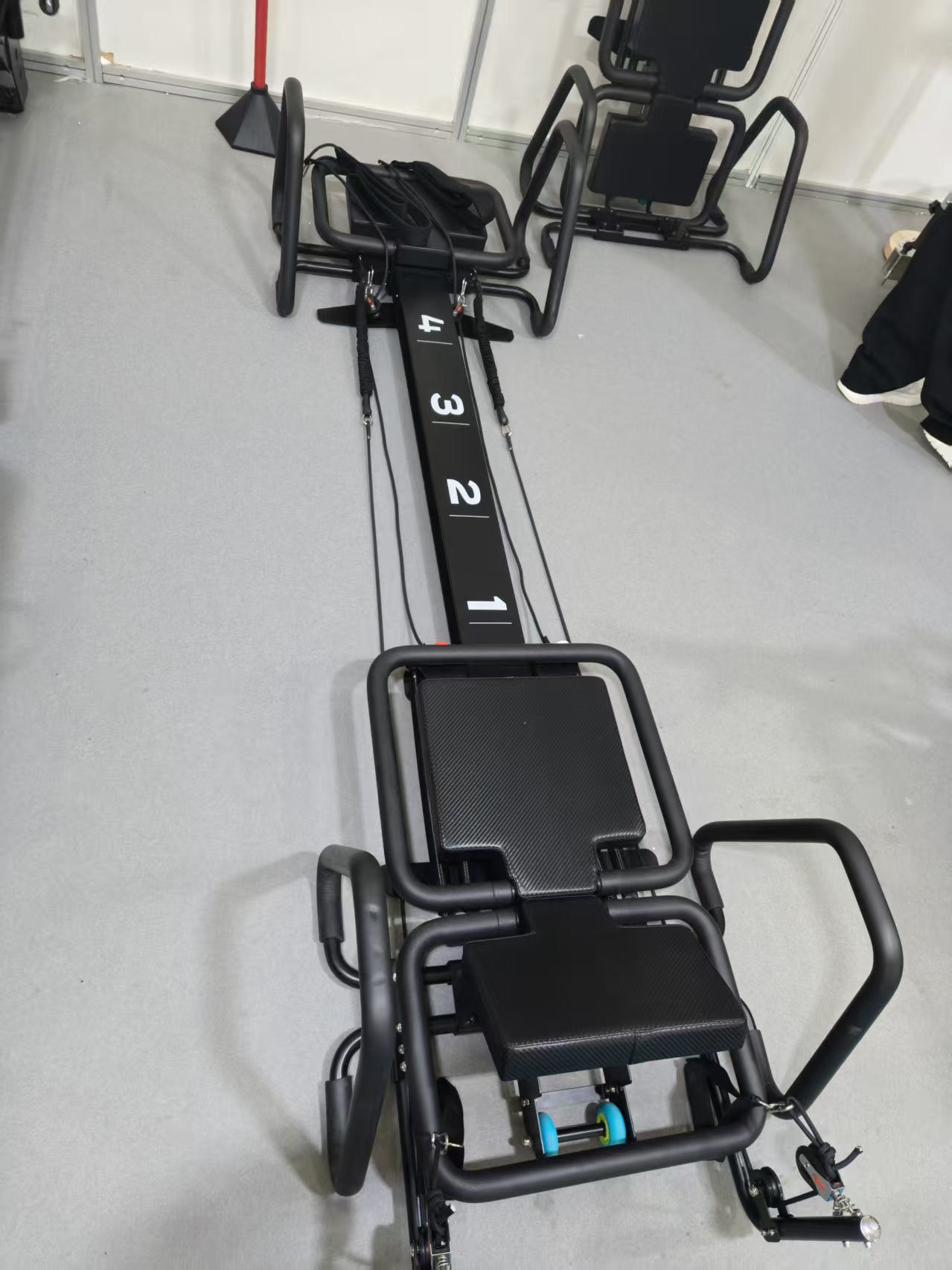 超模机多功能Megaforme普拉提核心床瑜伽馆健身房用-阿里巴巴