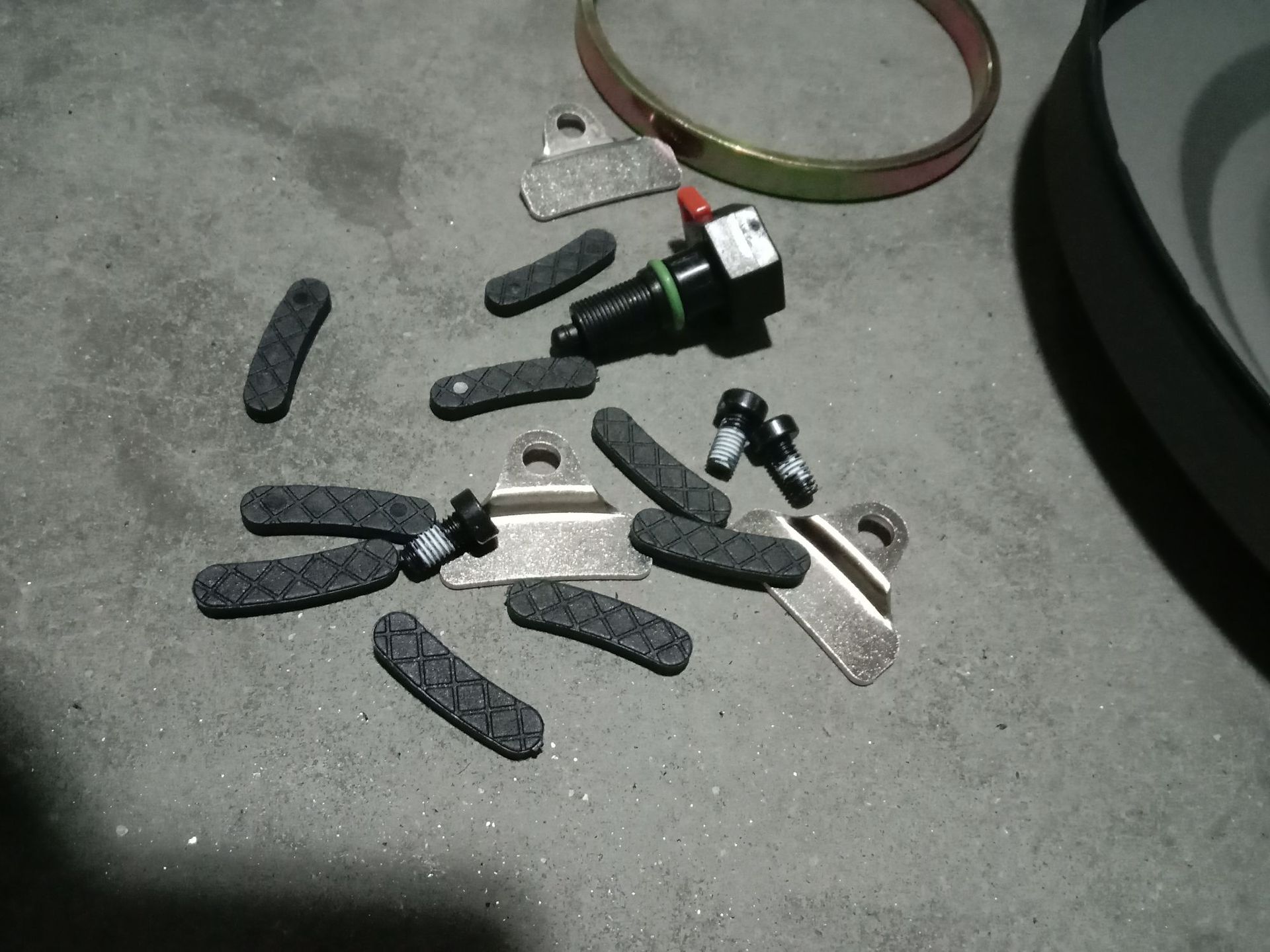 适用于沃尔沃S80V70V50变速箱前油封 6DCT450 31256845 31256729-阿里巴巴