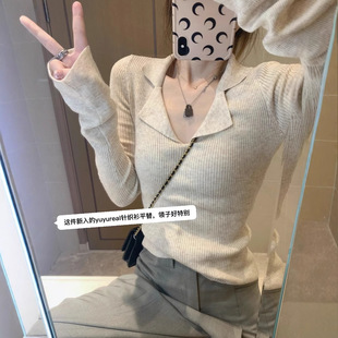 简漫妮小众设计感polo领上衣修身v领针织衫2024早秋打底衫女内搭-阿里巴巴