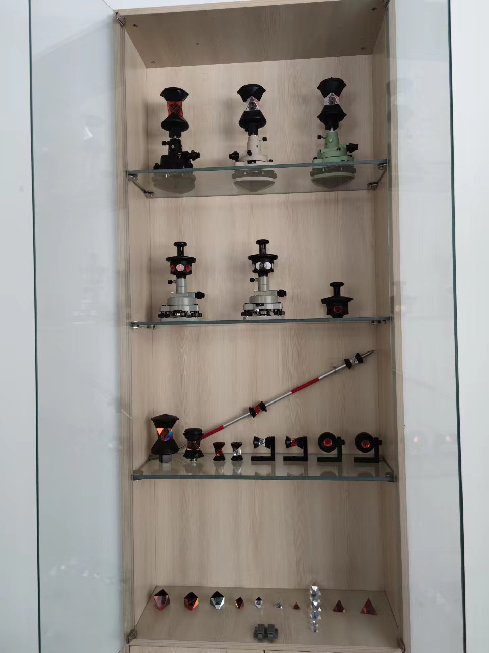 厂家批发全站仪360度棱镜GRZ122全自动矿井测量用高精度万向棱镜-阿里巴巴