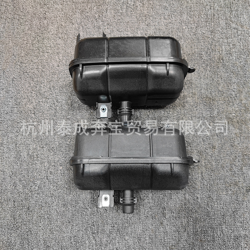 68364312AC适用吉普牧马人防冻液水壶 水箱副水壶 68364312AB-阿里巴巴