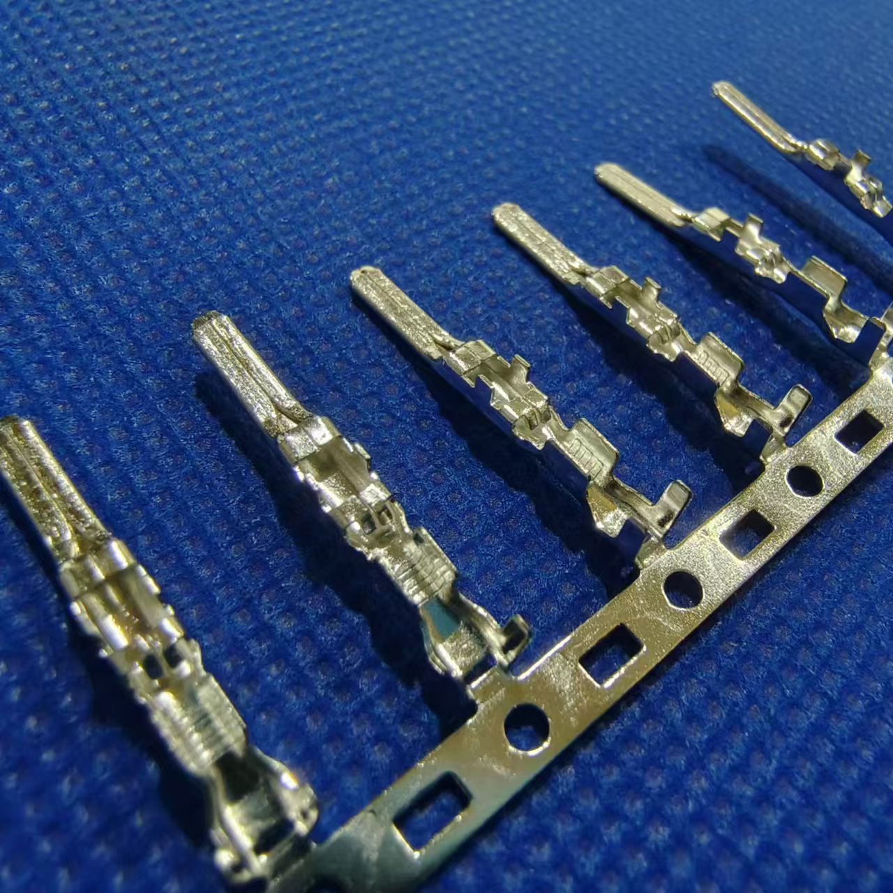 DJ7021-2-11/DJ7026-2-21两孔公母对插胶壳汽车2P插件连接器-阿里巴巴