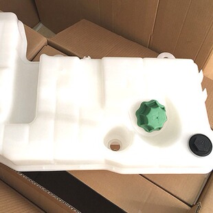 适用依维柯卡车膨胀水壶 41215631 500190338 5802411213-阿里巴巴