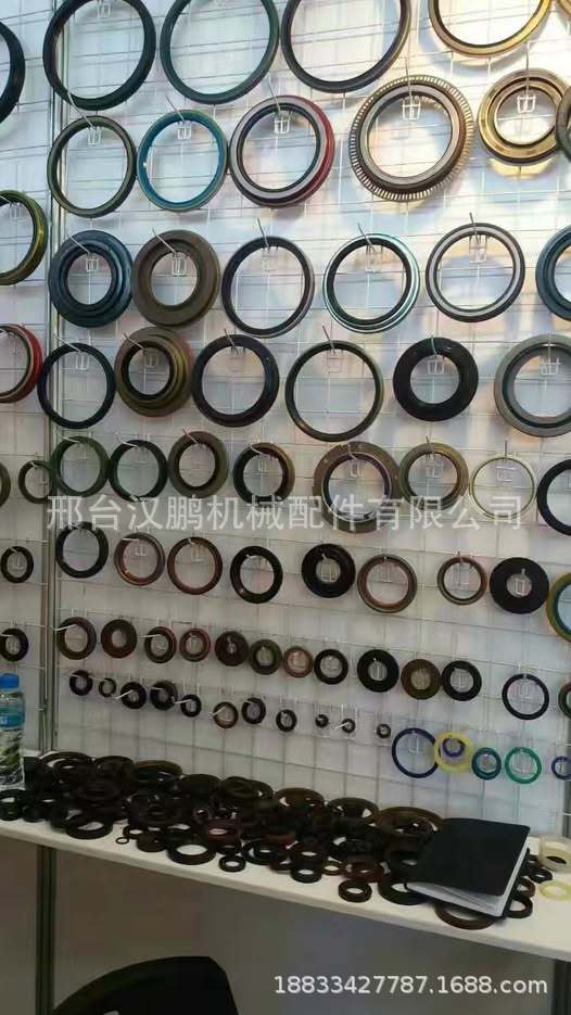 1335063 125x160/190x18/20 01026336B 适用 DAF卡车ABS油封-阿里巴巴