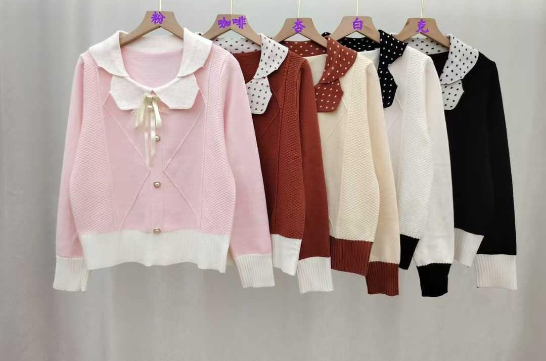 【包芯纱】针织毛衣女上衣显瘦设计感小众拼色波点领针织衫秋冬外-阿里巴巴