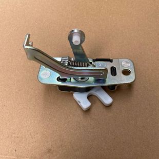 适用雪铁龙菲亚特车门滑轮锁块1344901080 1310595080 1335777080-阿里巴巴