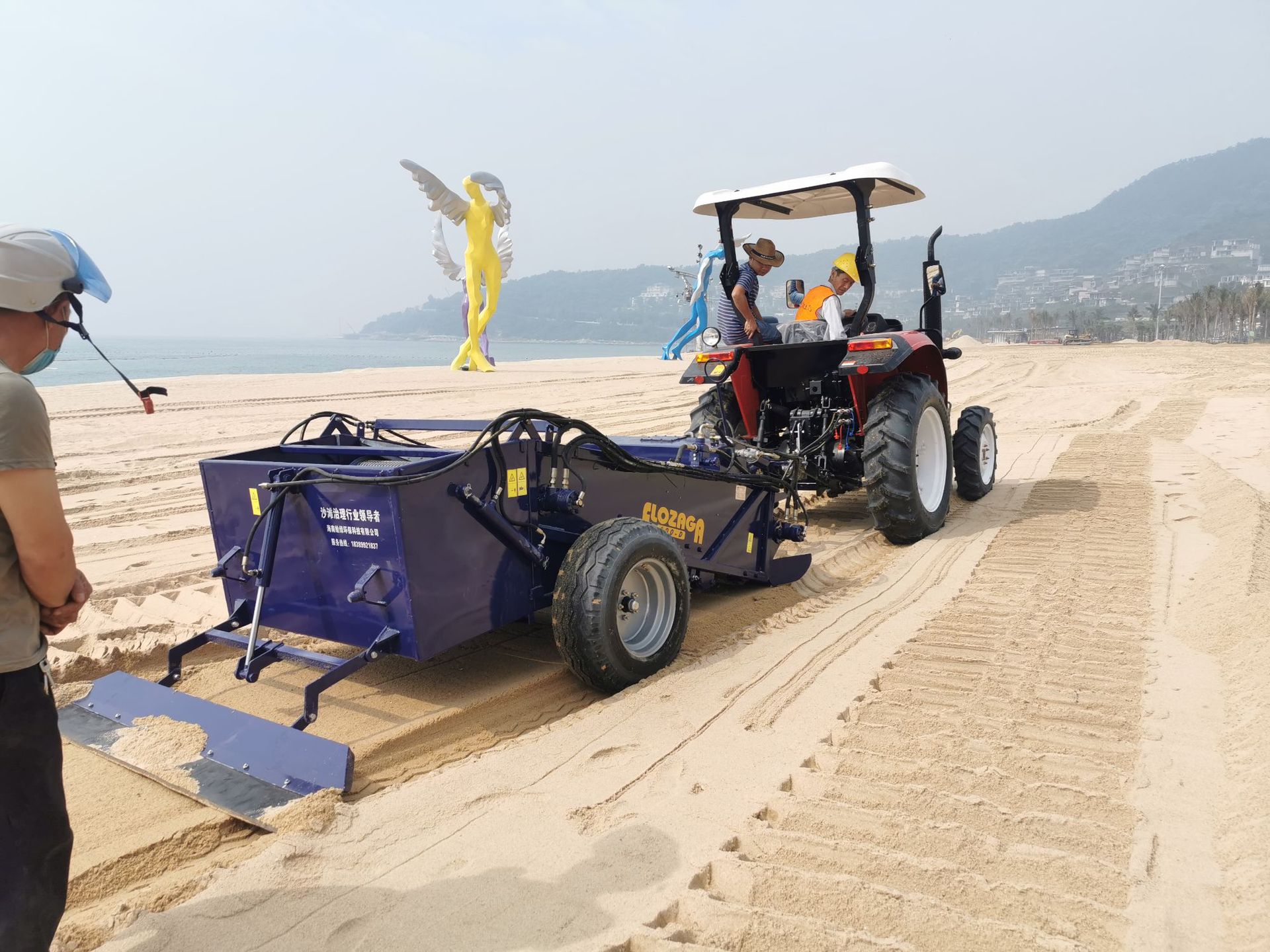 全新款沙滩清洁车 沙滩清洁机 沙滩清理车 沙滩保洁设备 沙滩绿化-阿里巴巴