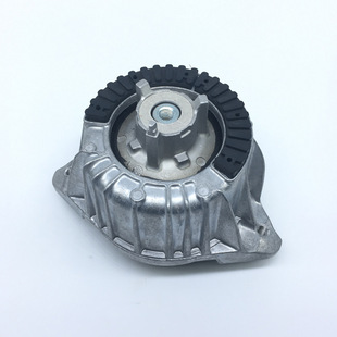 适用于奔驰发W212动机支架A2122407217 2122407217 机脚胶-阿里巴巴