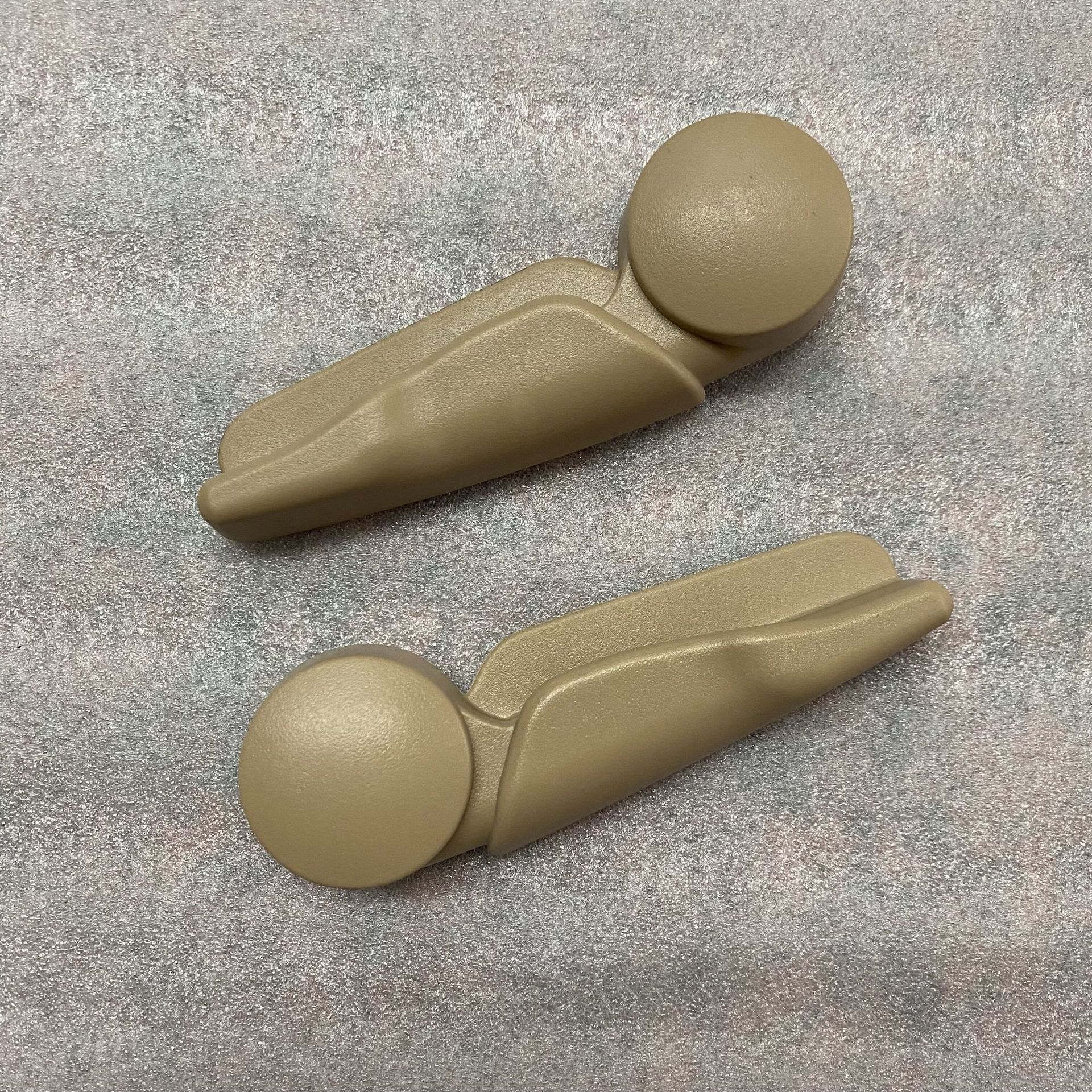 适用于奔驰164座椅释放手柄调节拉手 L:A1649201164R:1649201264-阿里巴巴