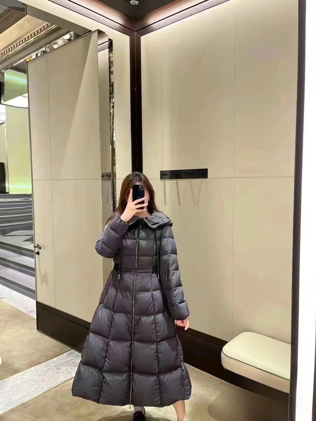 《跨境外贸》正确版 M家在逃公主长款国标95白鸭绒女式90羽绒服-阿里巴巴