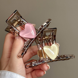 爱心中号抓夹2023新款高级感后脑勺盘发鲨鱼夹气质简约发夹子头饰-阿里巴巴