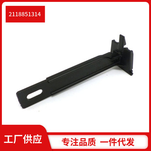 2118851314适用于奔驰E级w211e260等后保险杠下安装支架挂卡-阿里巴巴