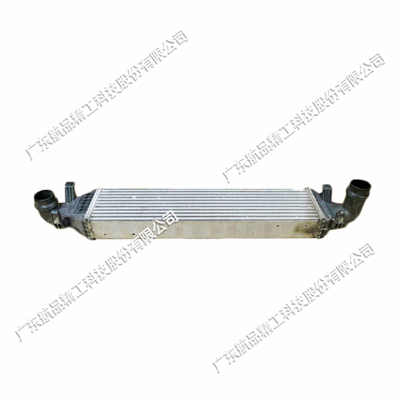 适用中冷器-奔驰2465000900-2465000100-30004658全新保一年-阿里巴巴