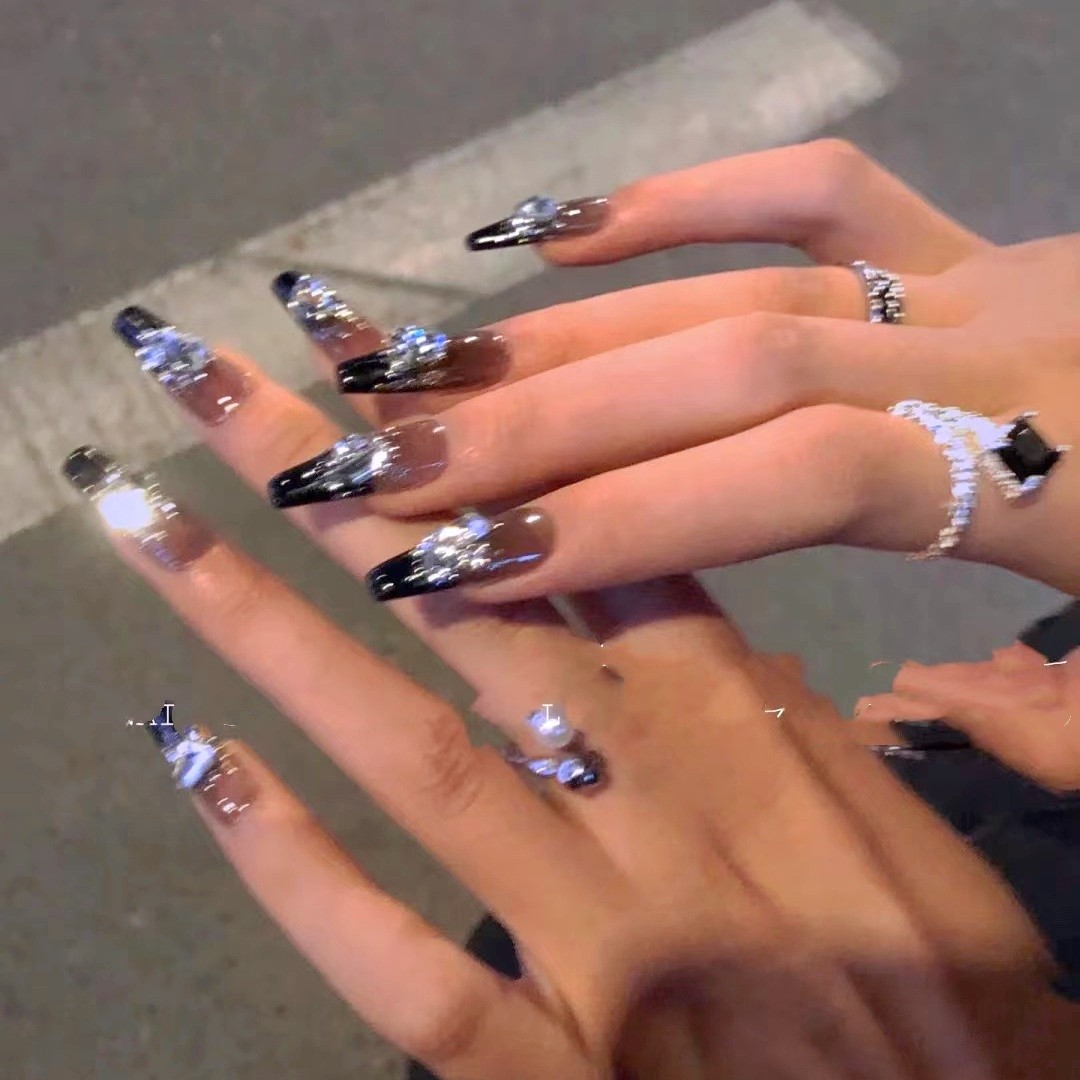 24PCS Flashing Rhinestone French Detachable Wearable Nails