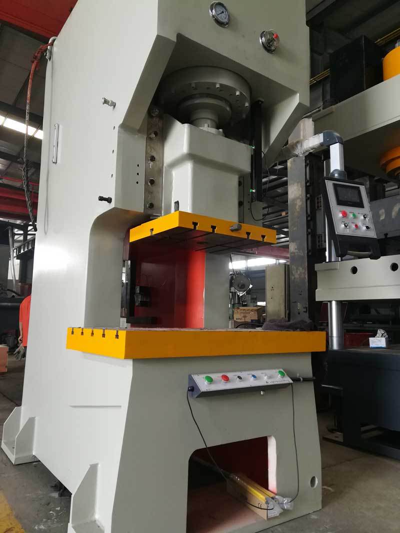 250吨厚钢板冲孔液压冲床 威力重工单臂式快速冲孔压装油压冲-阿里巴巴