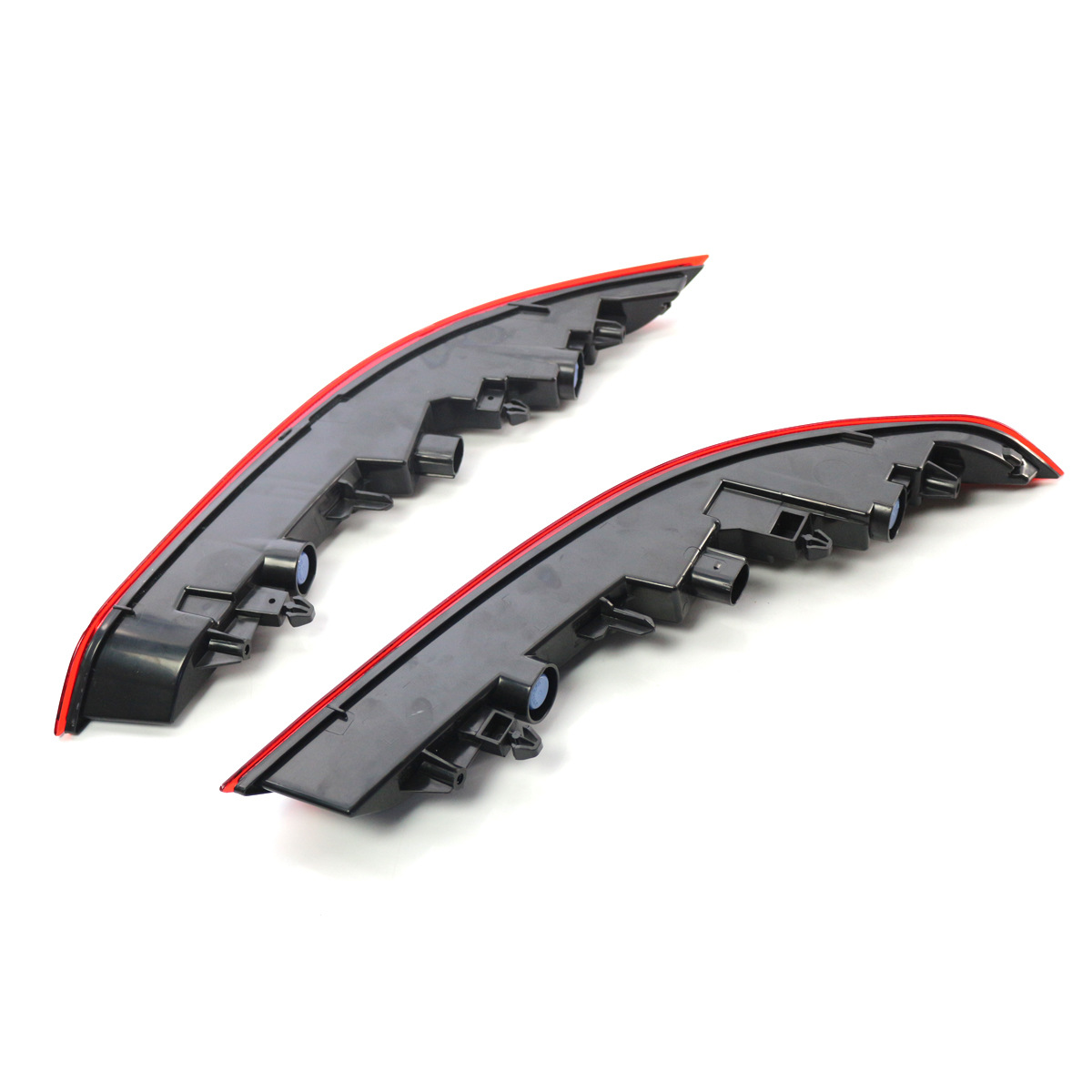 适用于15-17年保时捷卡宴后杠灯 后雾灯95863110510 958945702-阿里巴巴