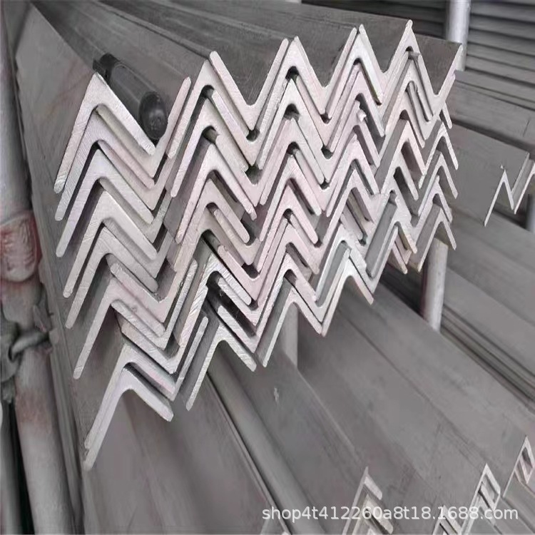 现货供应Q235B镀锌角钢 50*50等边角钢 万能三角铁建筑幕墙热镀锌-阿里巴巴