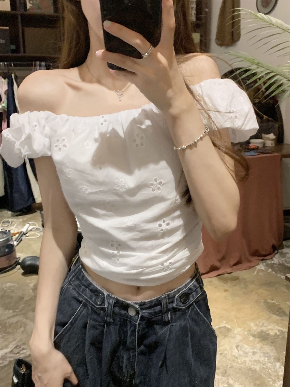 实拍 2024夏法式漫度周末设计感花边一字肩上衣女修身显瘦短款T恤-阿里巴巴