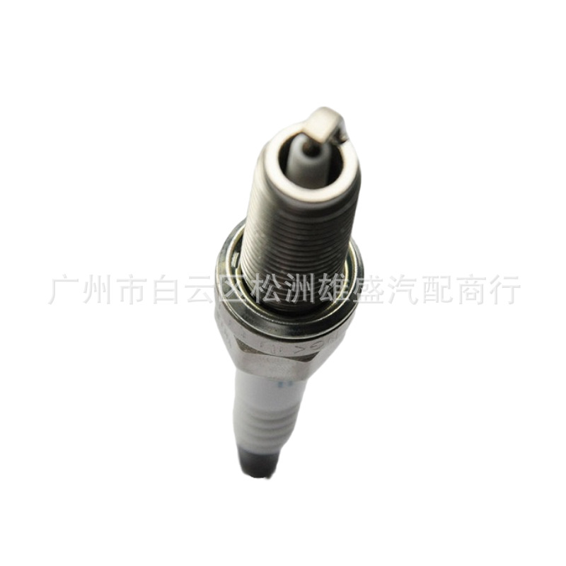 22401-ED815适用日产骐达逍客颐达途乐奇骏楼兰火花塞 LZKAR6AP11-阿里巴巴