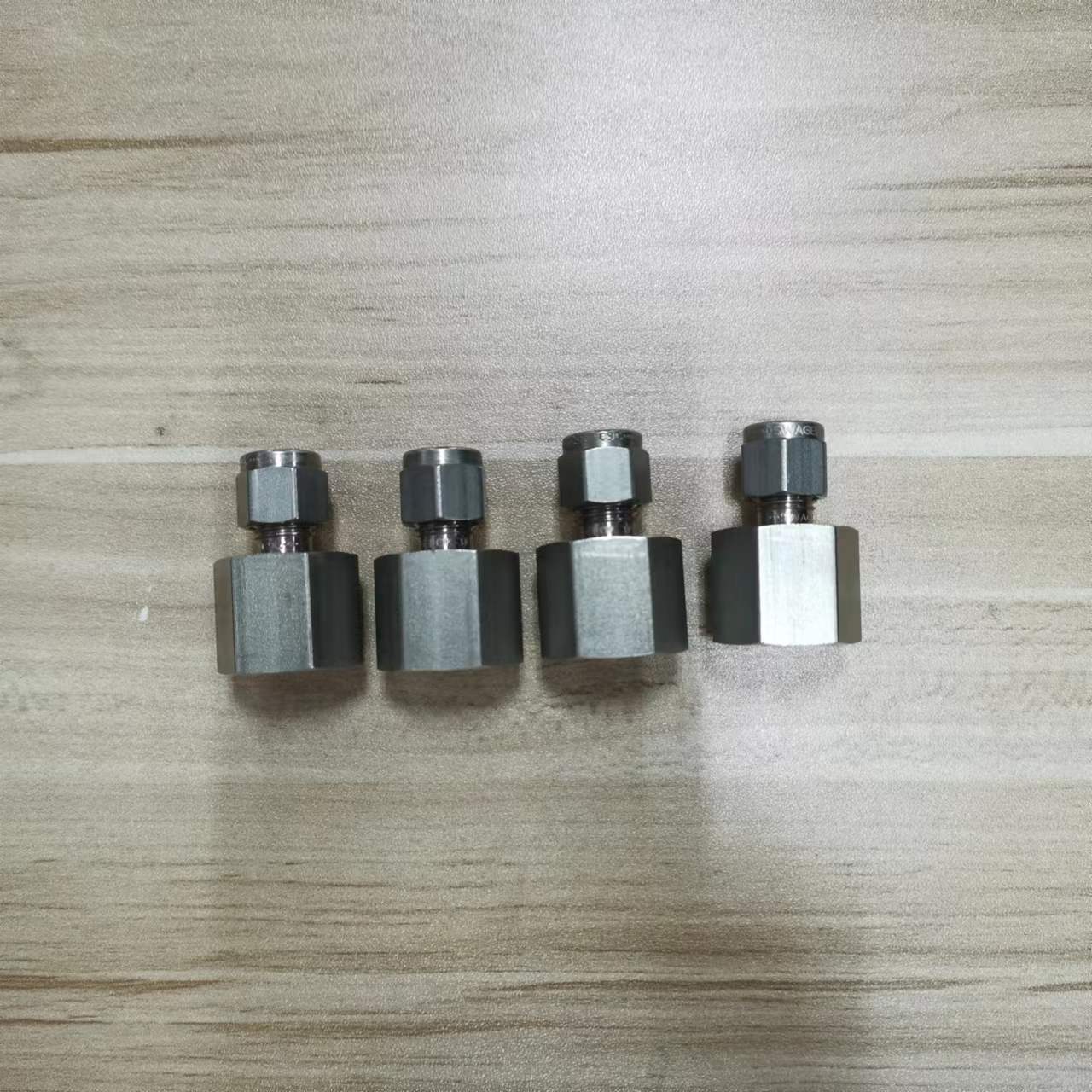 NI-4-VCR-2-VS世伟洛克Swagelok镍VCR面密封接头1/4in.无镀层垫片-阿里巴巴