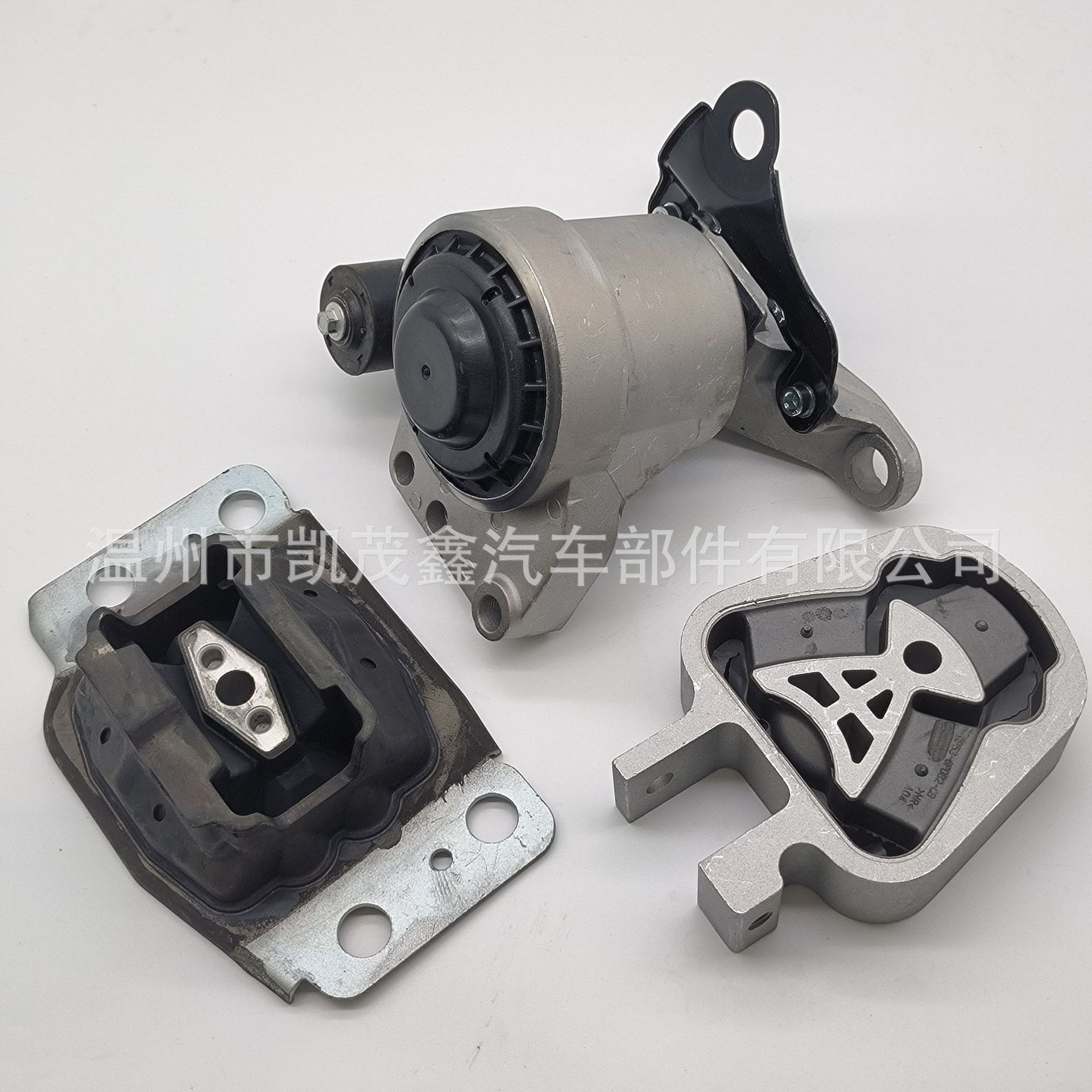 厂家直销：DG936F012DA 发动机支架适用福特 A5767/A5603/A5606-阿里巴巴