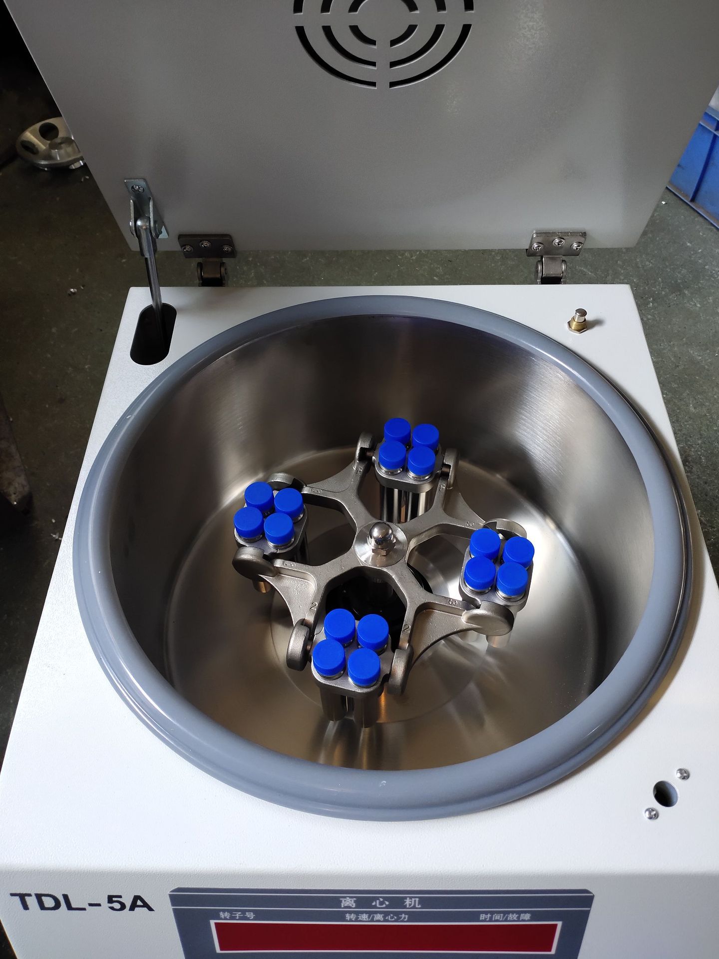 大容量低速台式离心机TDL-5A小白鼠血清分离实验室矿粉管式离心机-阿里巴巴